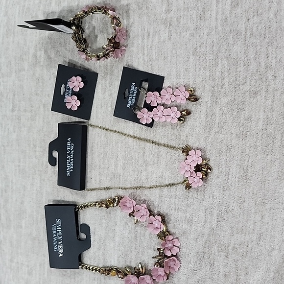 Simply Vera Vera Wang | Jewelry | Nwt Simply Vera Vera Wang Jewelry Set ...